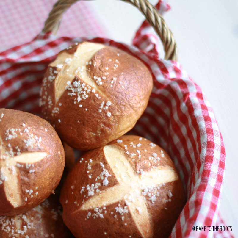 Soft Pretzel Rolls aka. German Laugenbrötchen | BTTR