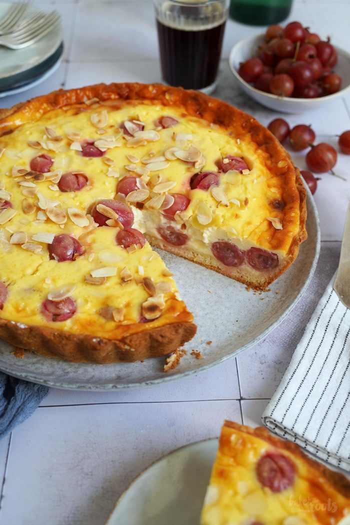Rustic Gooseberry Cheesecake | Bake to the roots