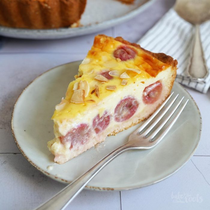 Rustic Gooseberry Cheesecake | Bake to the roots