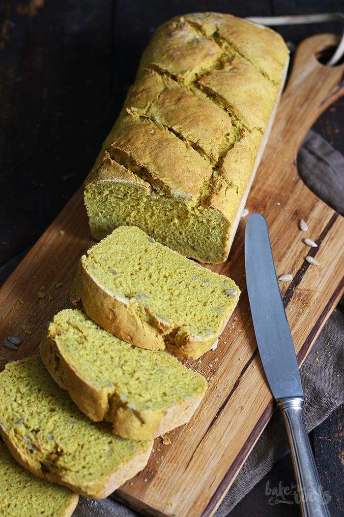 Sunflower Turmeric Bread | Bake to the roots | Bake to the roots