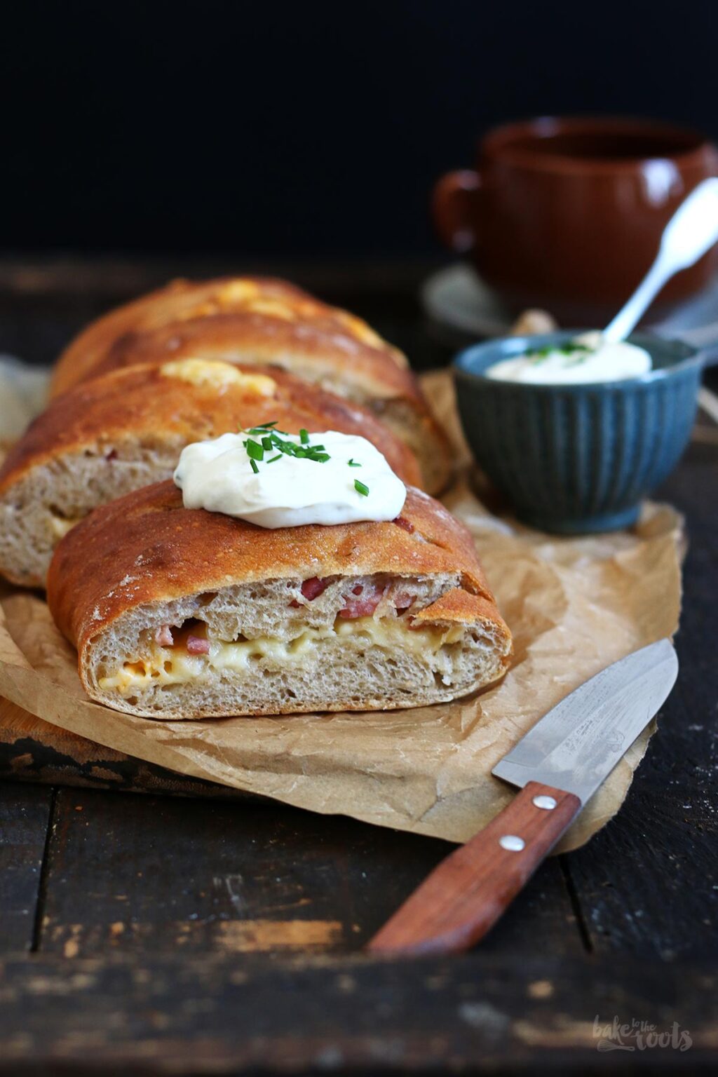 Handbrot mit Käse & Speck | Bake to the roots