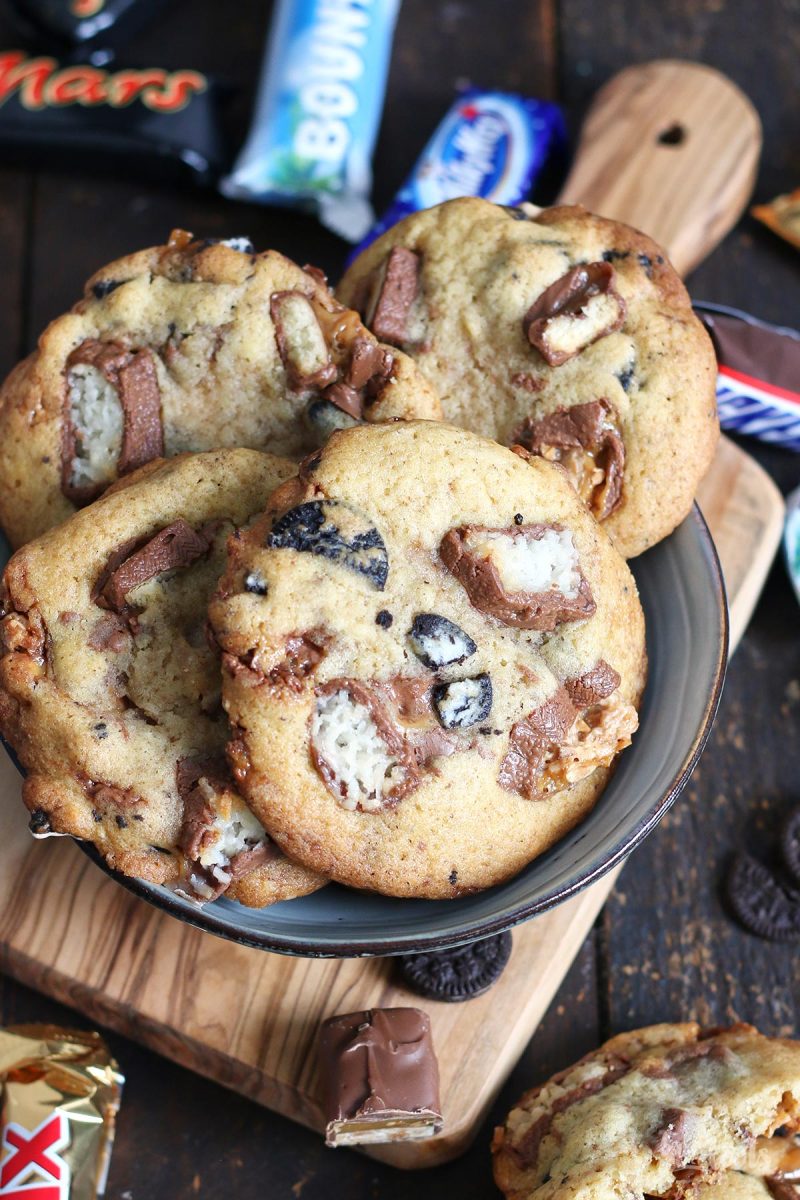 Impossible Chocolate Candy Bars Cookies | Bake to the roots