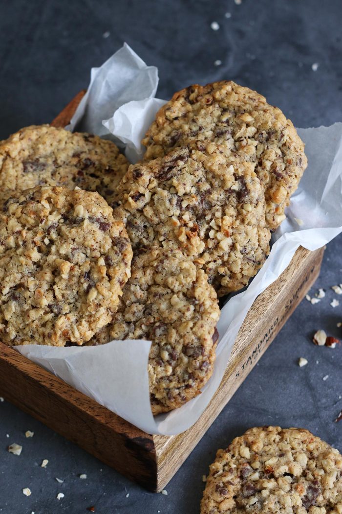 Oatmeal Hazelnut Chocolate Chip Cookies | Bake to the roots