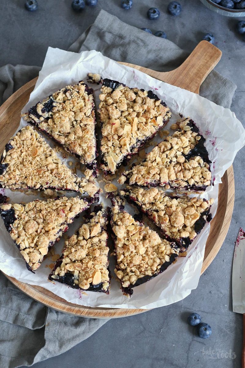 Blaubeeren Streusel Bars | Bake to the roots
