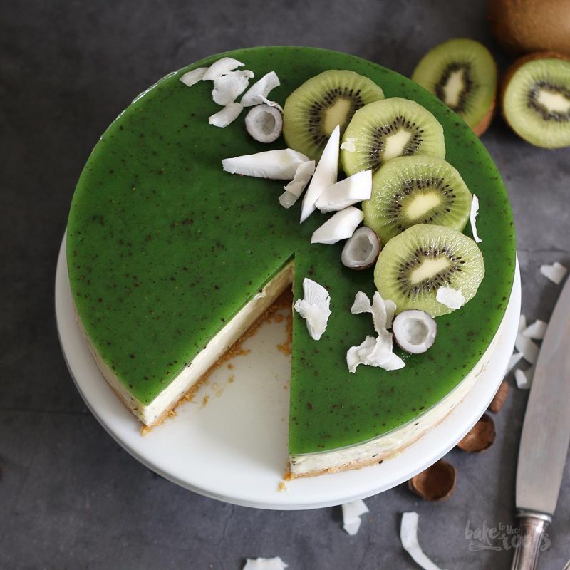 (Vegan) Kiwi Coconut No-Bake Cheesecake | Bake to the roots