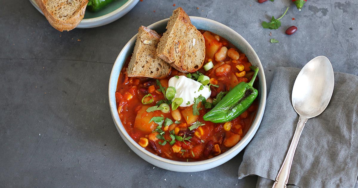 Easy (Vegan) Chili sin Carne | Bake to the roots