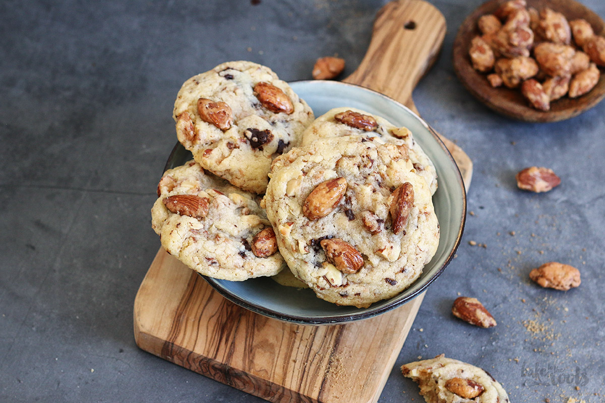 Gebrannte Mandeln Chocolate Chip Cookies | Bake to the roots | Bake to ...
