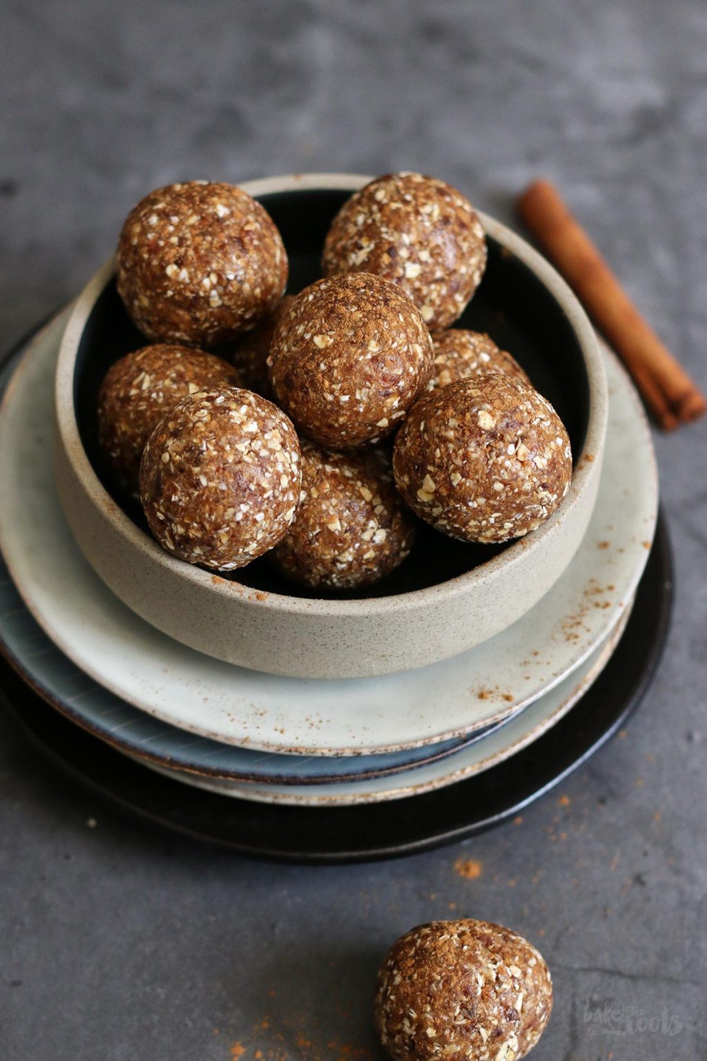 Cinnamon Energy Balls (vegan) | Bake to the roots