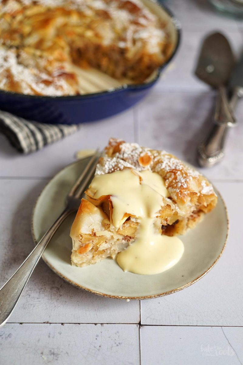 Apple & Pear Strudel with Filo Dough | Bake to the roots