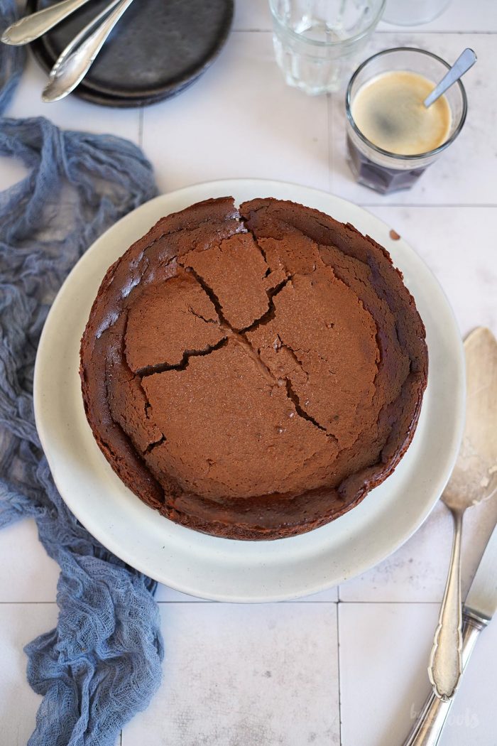Basque Chocolate Cheesecake | Bake to the roots