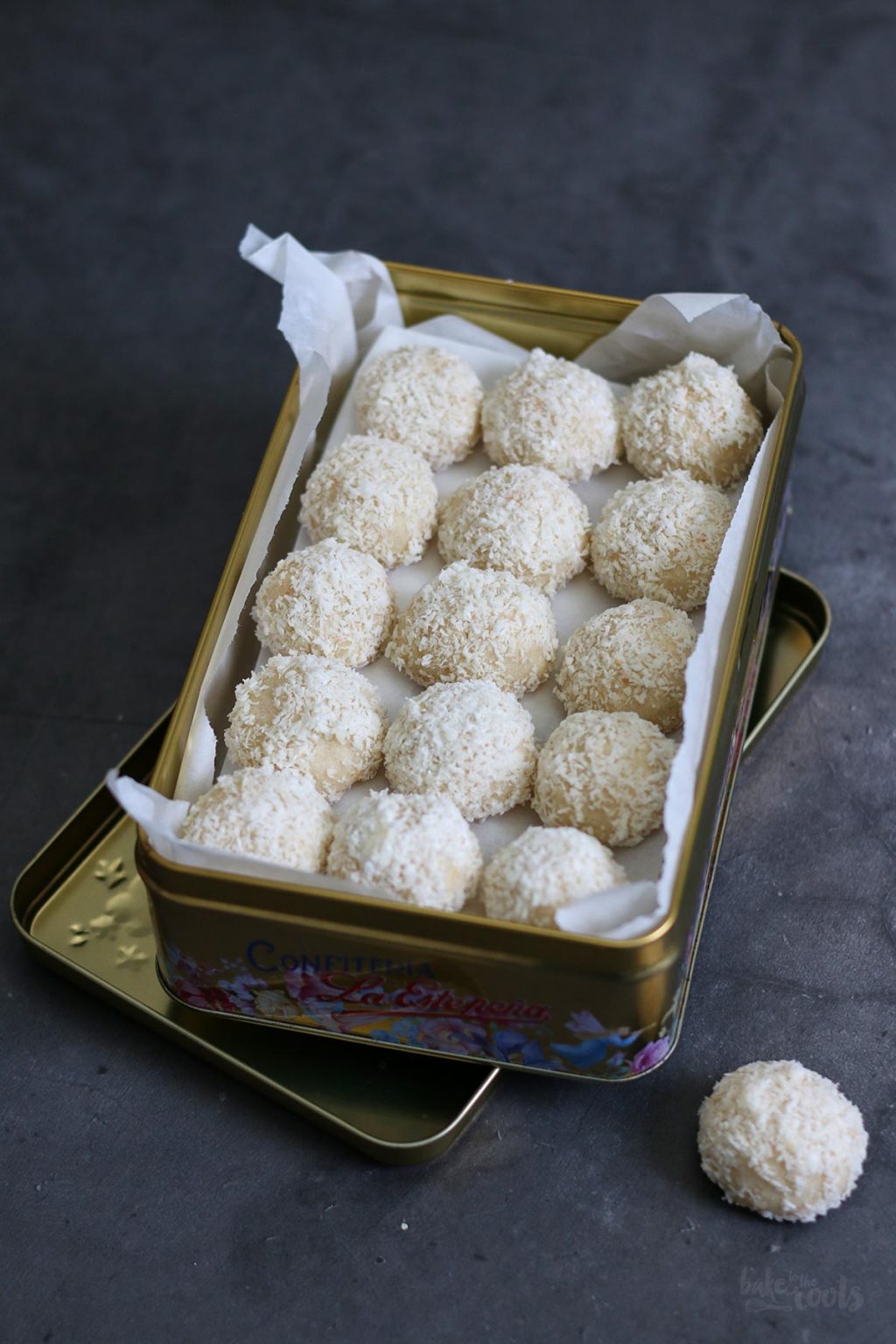 Easy Peasy Coconut Snowballs | Bake to the roots