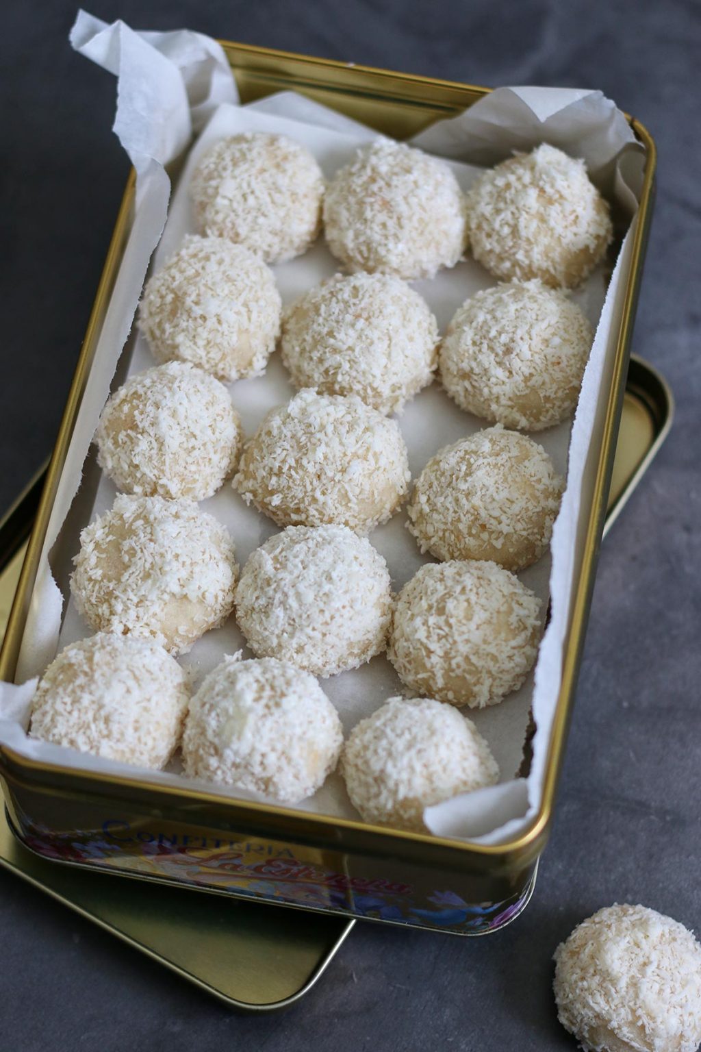 Easy Peasy Coconut Snowballs | Bake to the roots