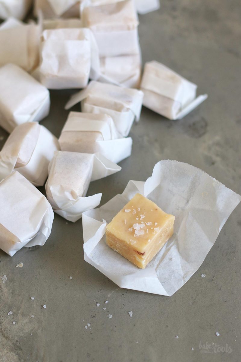 Salted Caramel White Chocolate Fudge | Bake to the roots