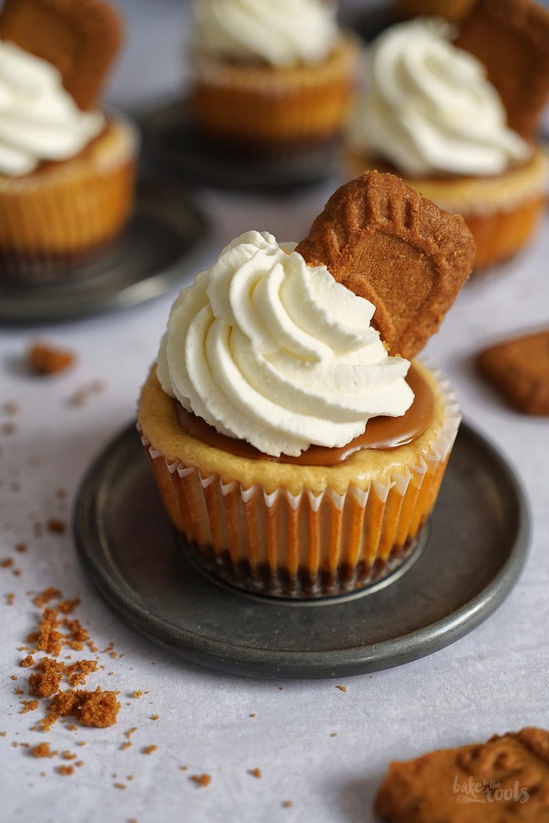 Lotus Biscoff Mini Cheesecakes | Bake to the roots