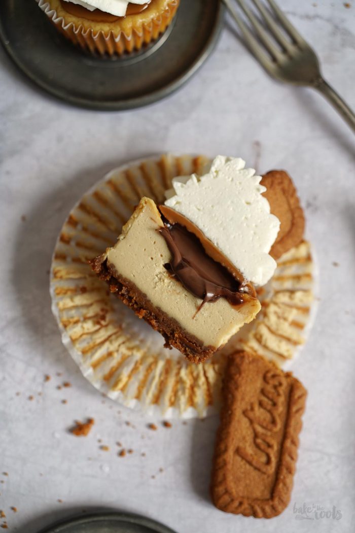 Lotus Biscoff Mini Cheesecakes | Bake to the roots