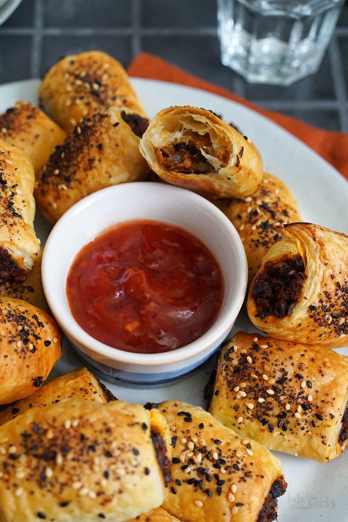 Easy Vegan “Sausage” Snack Rolls | Bake to the roots