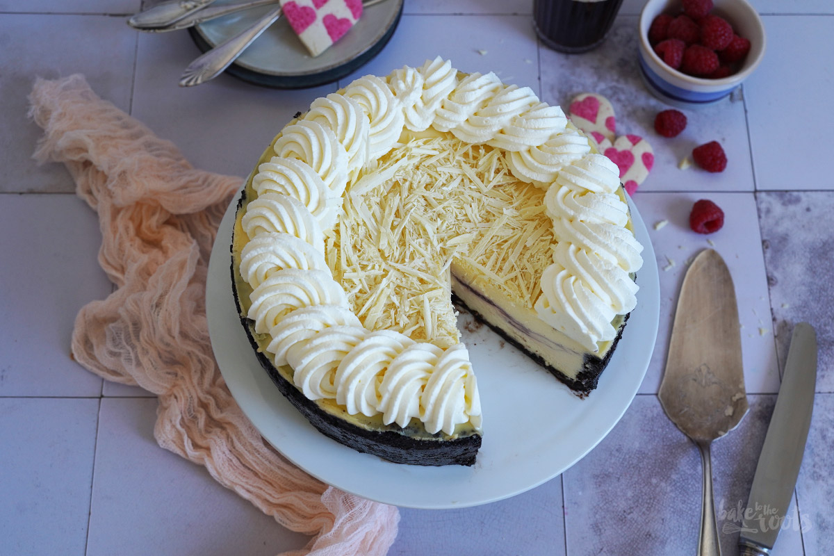 White Chocolate Raspberry Cheesecake | Bake to the roots | Bake to the ...