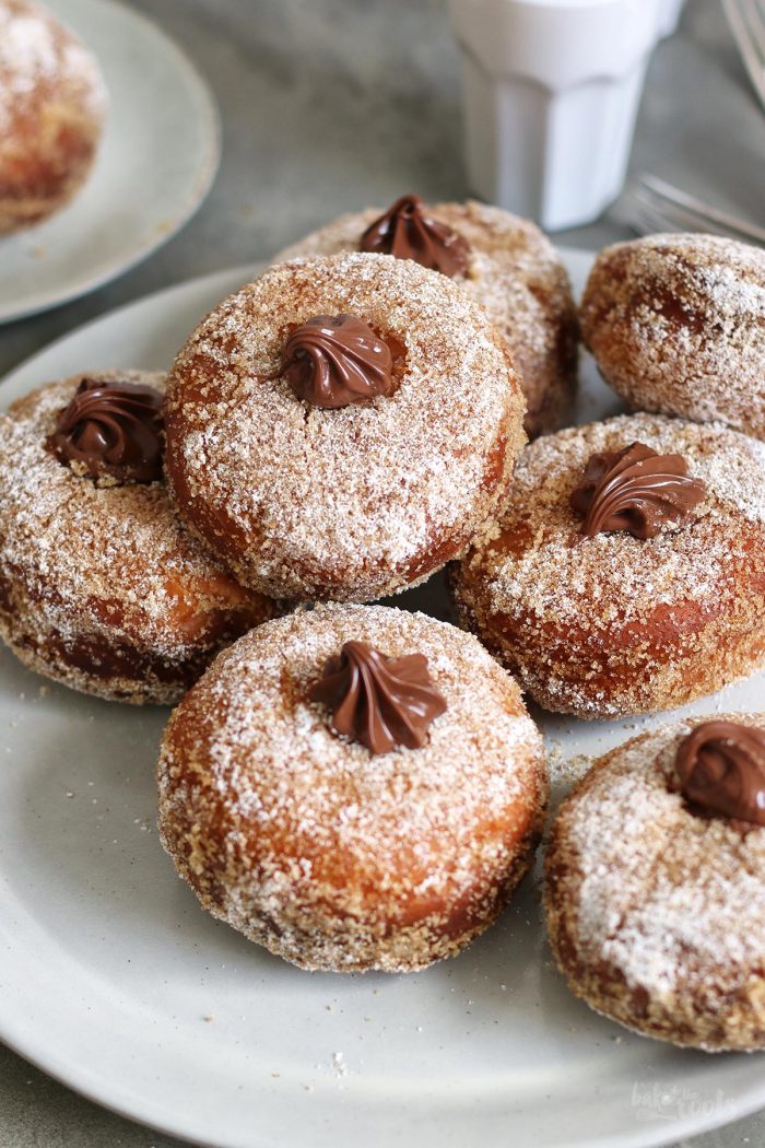 Donuts with Hazelnut Chocolate Filling (Bomboloni) | BTTR