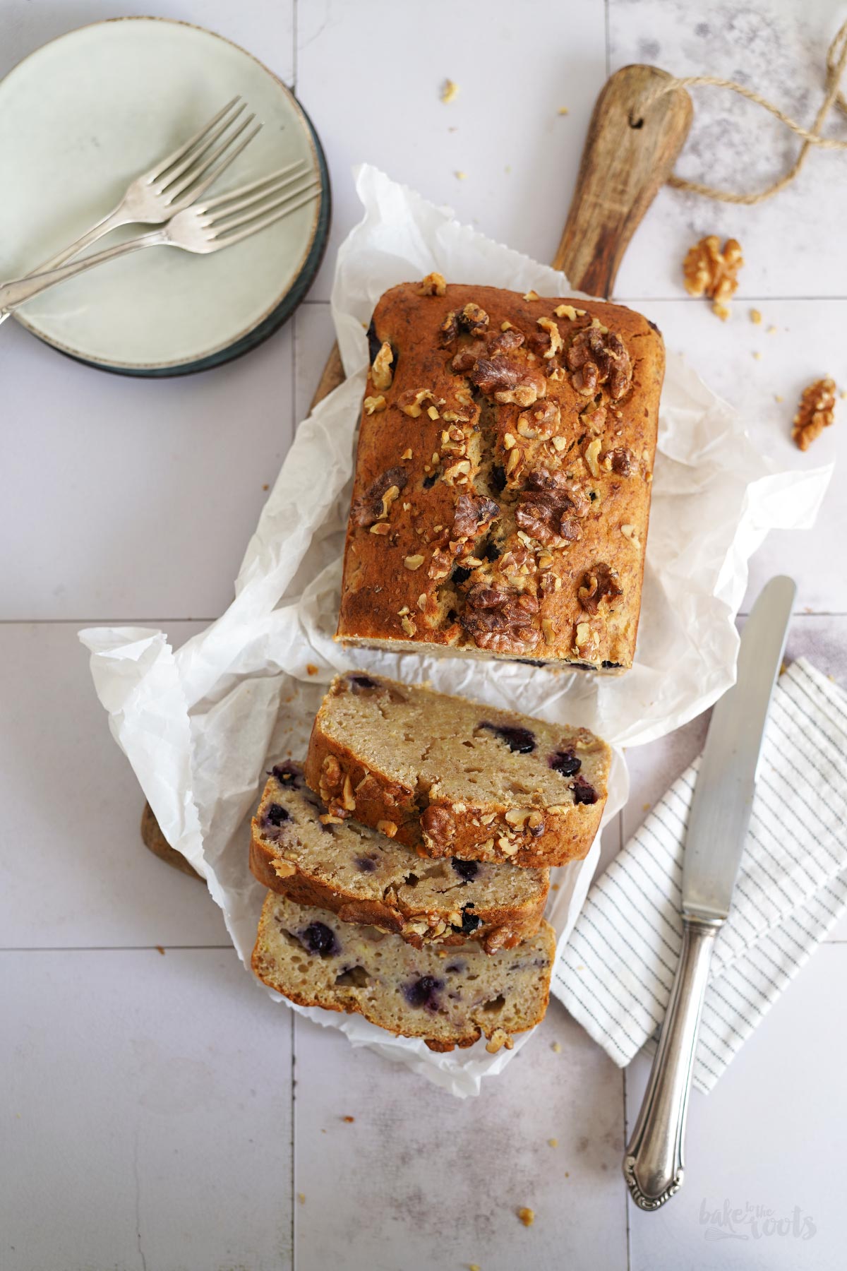 Blueberry Walnut Banana Bread | Bake to the roots