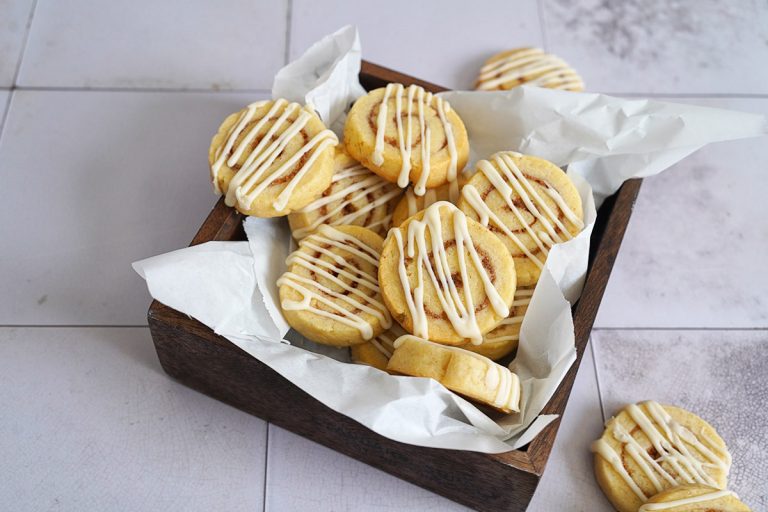 Twix (aka. Raider) Cookies | Bake to the roots