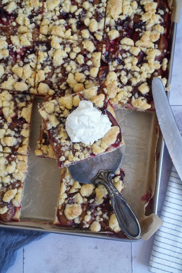 Speedy Damson Plum Cake (with Yogurt-Oil-Dough) | BTTR