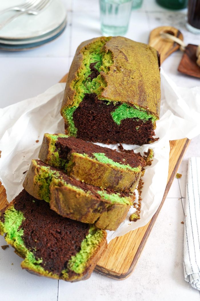Easy Pandan Chocolate Marble Cake | Bake to the roots