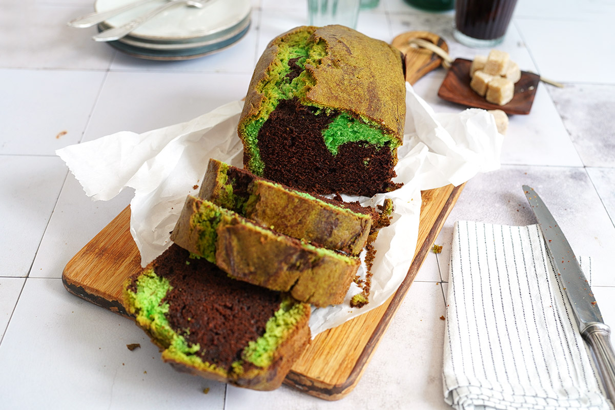 Pandan & Schokolade Marmorkuchen | Bake to the roots | Bake to the roots