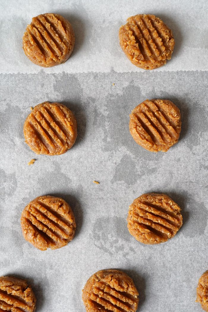 Easy Hazelnut Butter Cookies | Bake to the roots