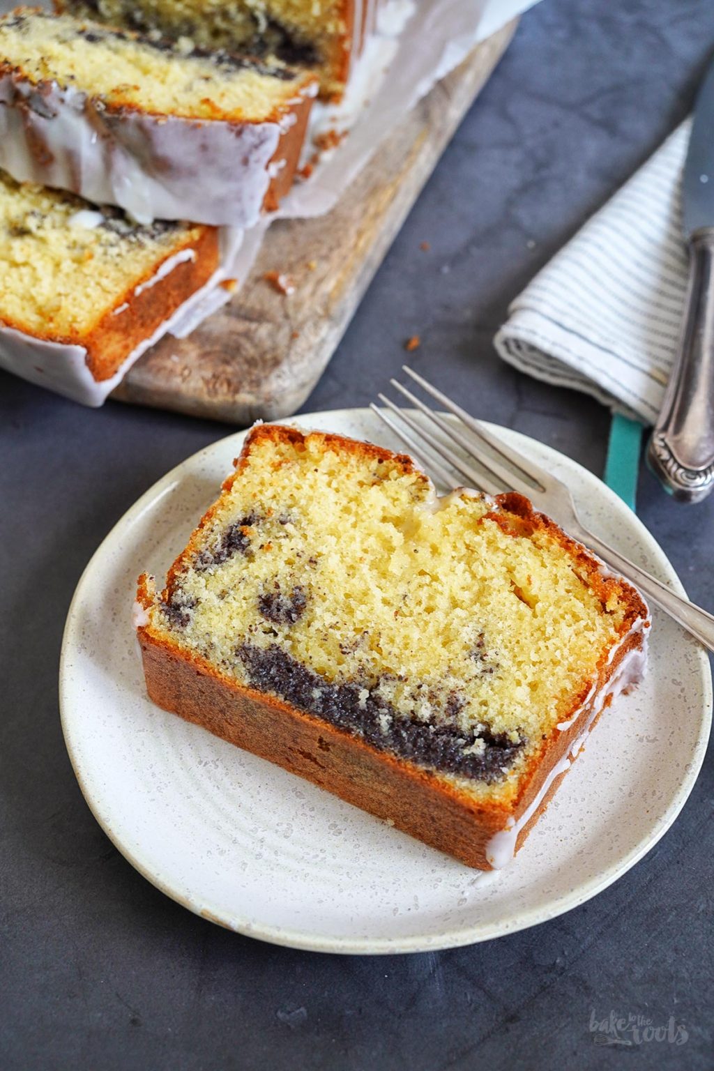 Einfacher Zitronen & Mohn Kuchen | Bake to the roots