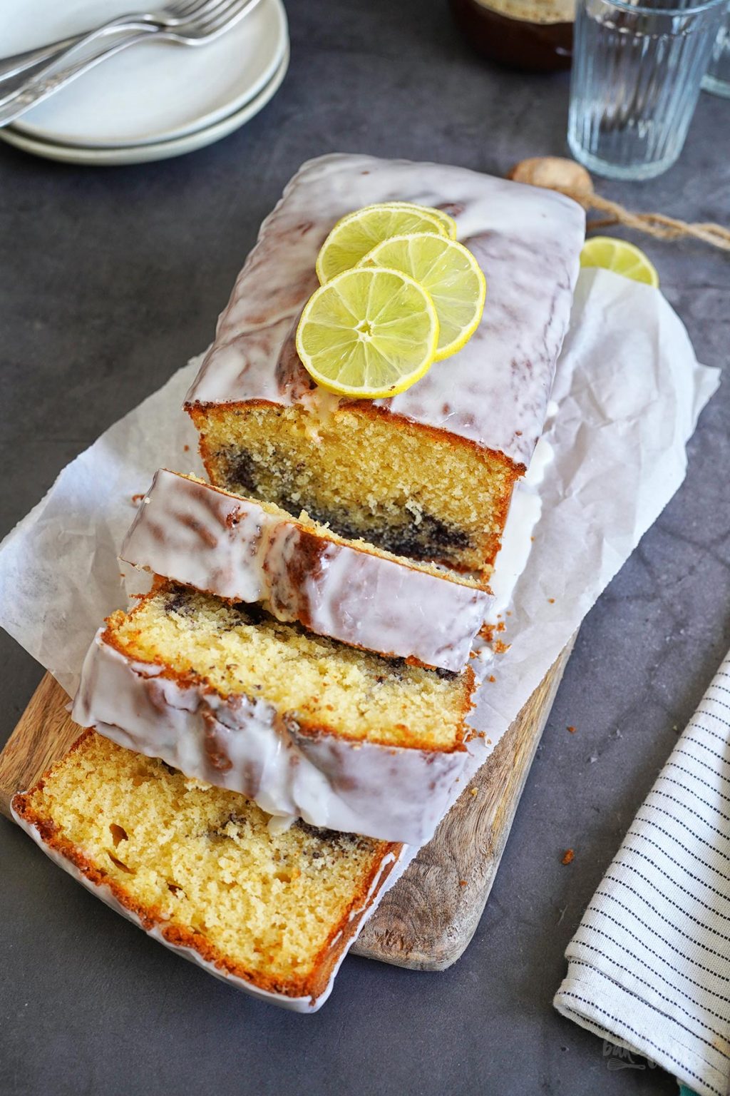 Einfacher Zitronen & Mohn Kuchen | Bake to the roots