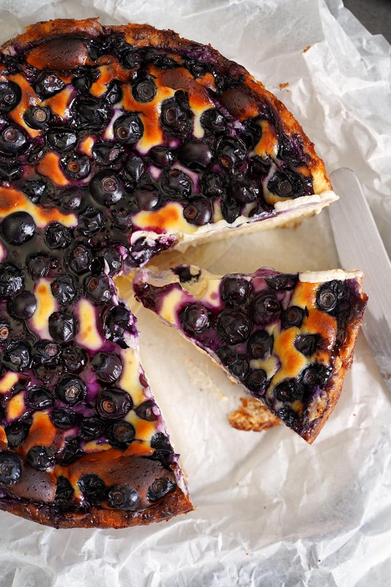Blueberry Basque Cheesecake | Bake to the roots | Bake to the roots