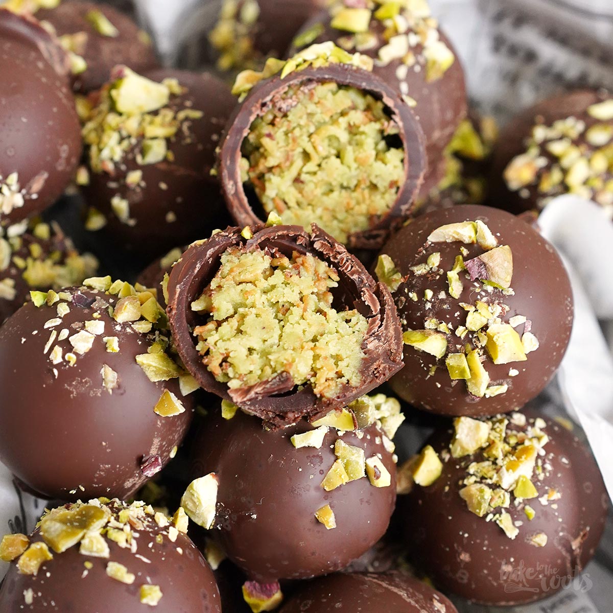 Dubai Chocolate Pralinen | Bake to the roots | Bake to the roots