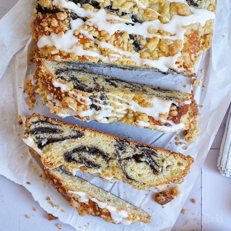 Mohnstriezel – Braided Loaf with Poppy Seed & Streusels