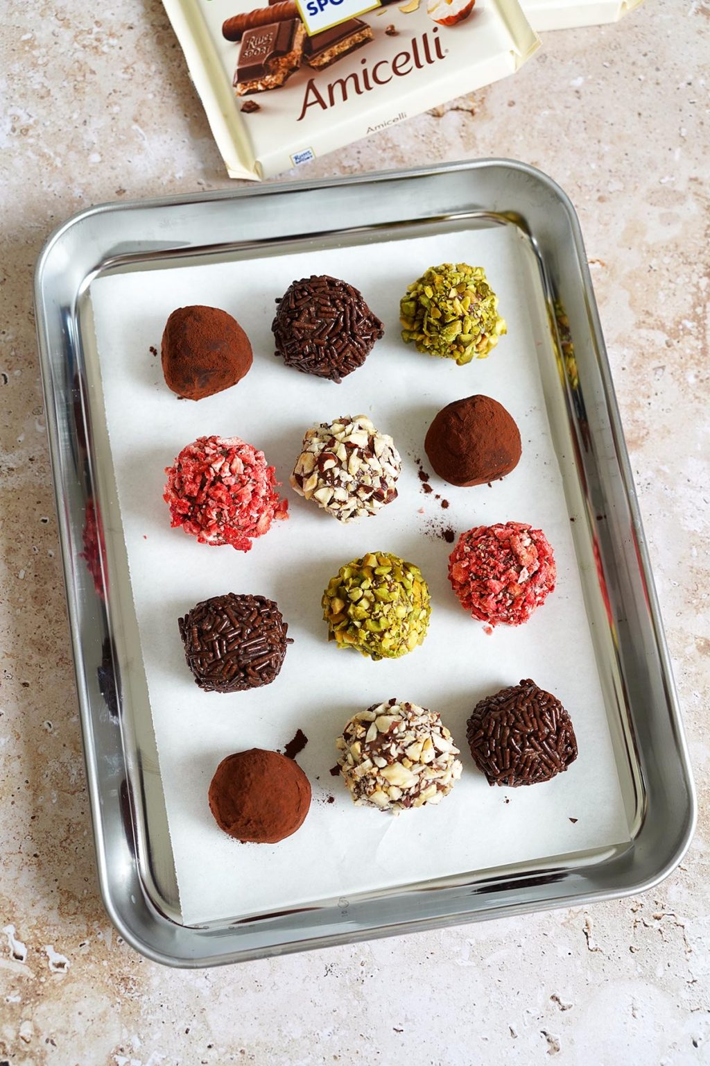 Easy Homemade Chocolate Truffles | Bake to the roots